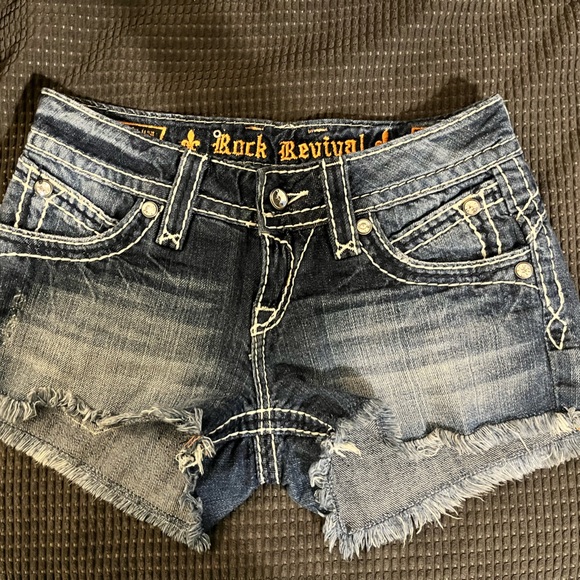 Rock Revival | Shorts | Rock Revival Scarlett Shorts | Poshmark